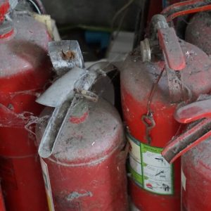 How to Use a Fire Extinguisher Properly